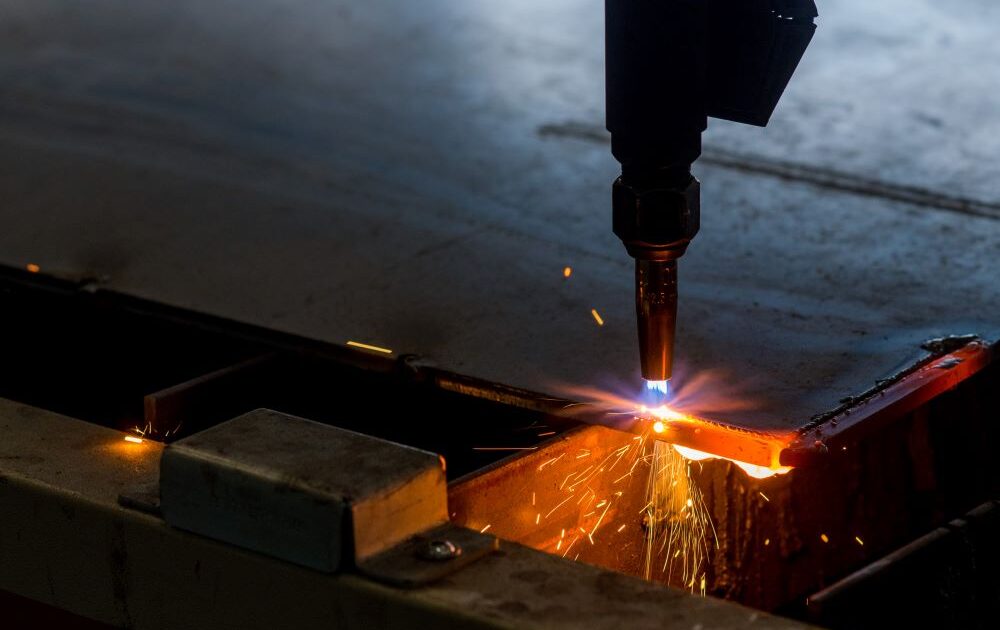 Oxy-fuel cutting | Definition, process, advantages and uses - Omnifab